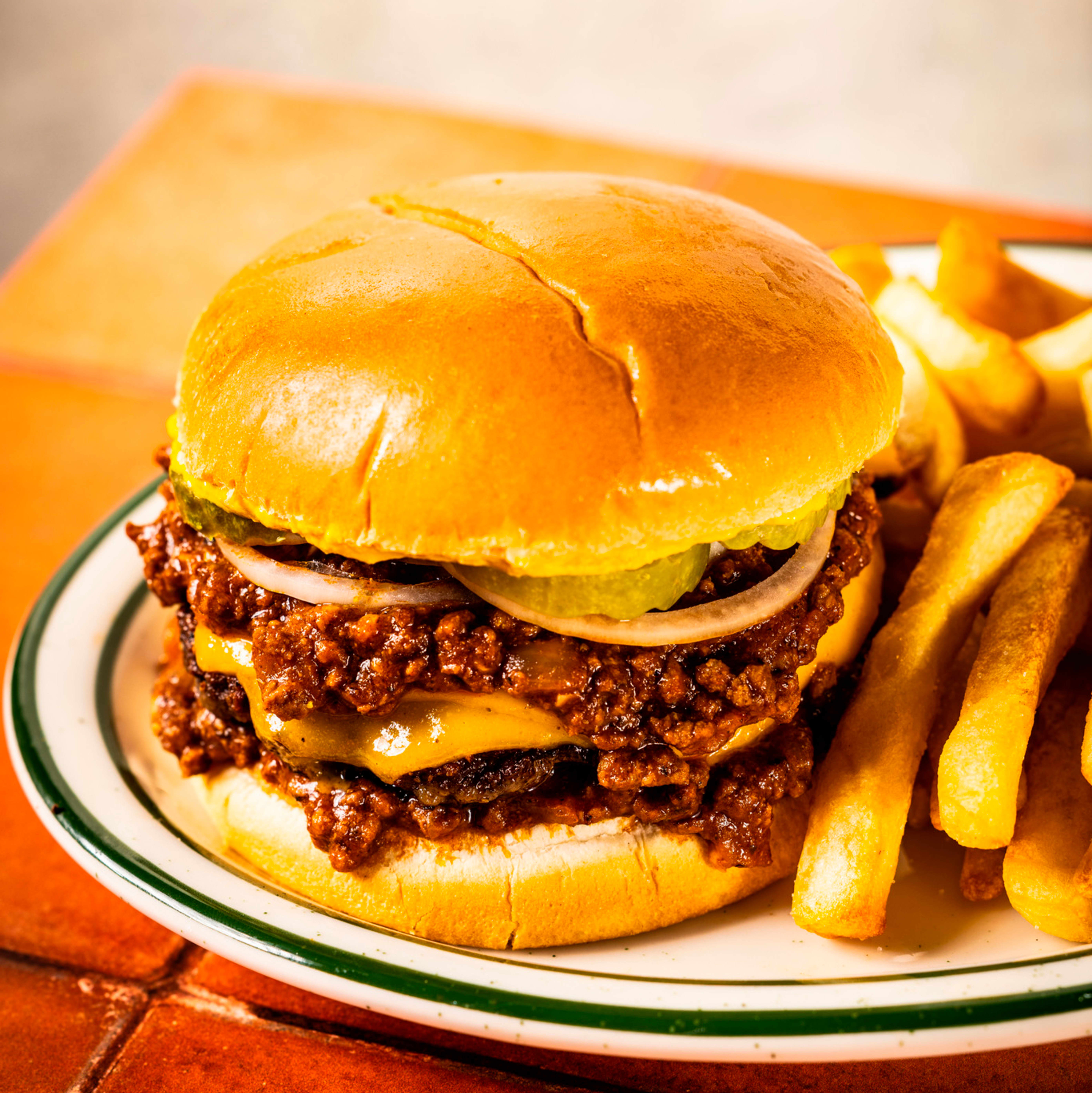 Ultimate Chili Cheeseburger Recipe - Juicy, Cheesy & Loaded With Flavor ...